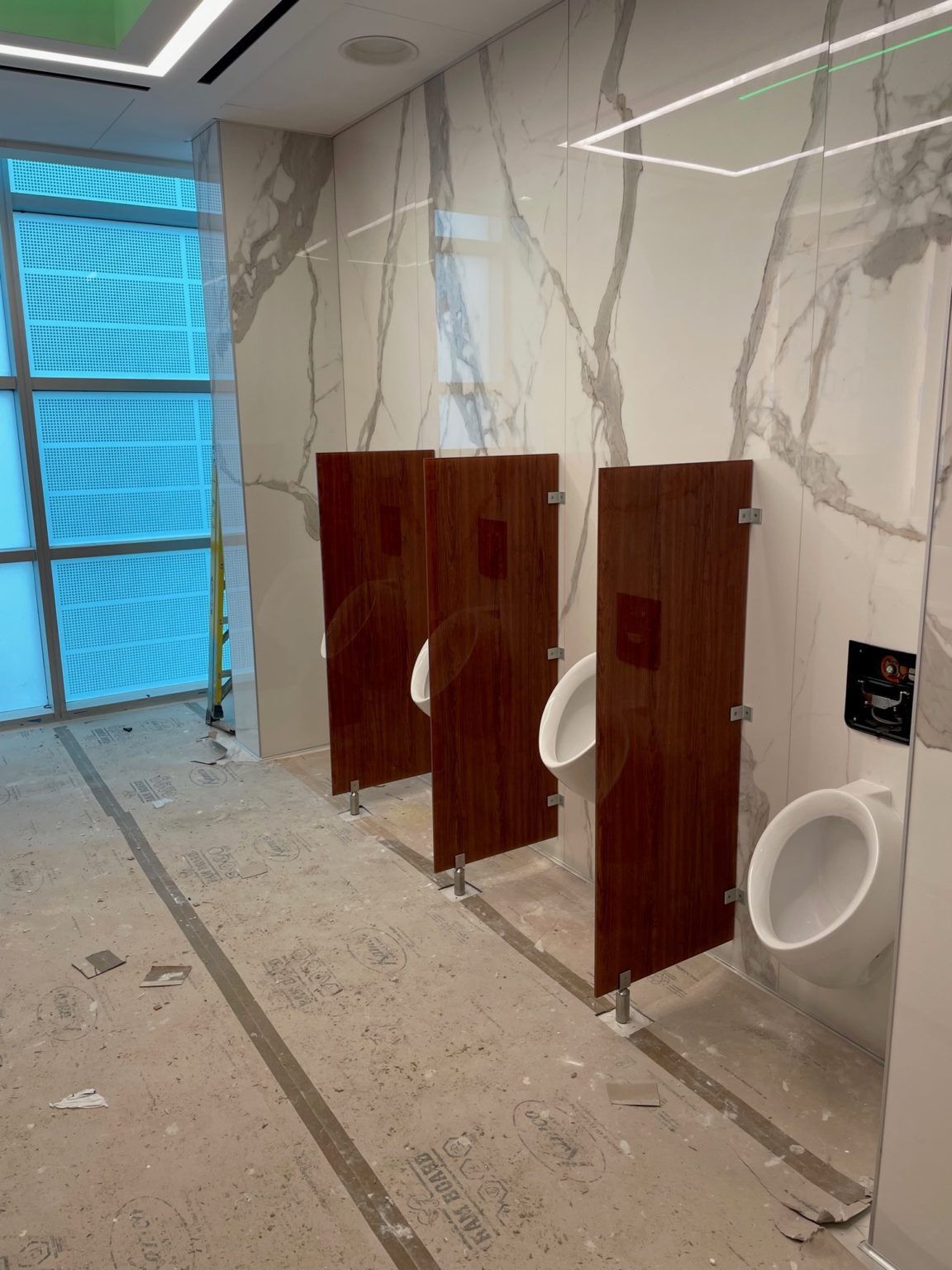 TF Green Airport Terminal - Thrislington Oasis Glass Cubicles